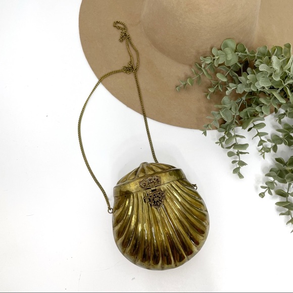 Vintage | Bags | Vintage Antique Brass Shell Handbag | Poshmark